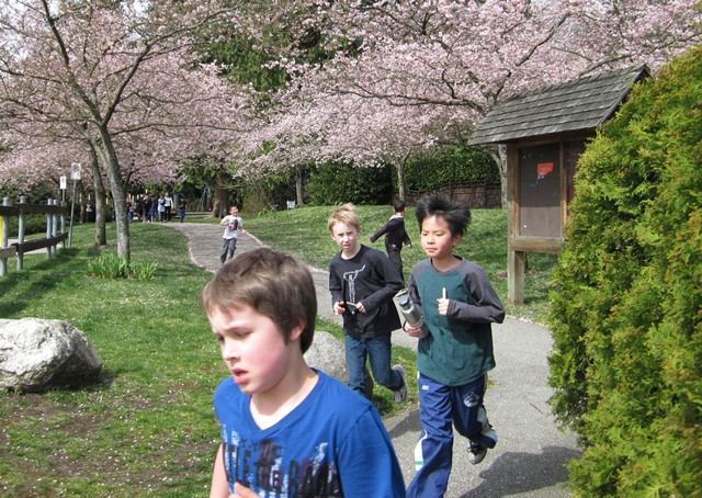 Running Club - Thumbnails - École Nestor Elementary School