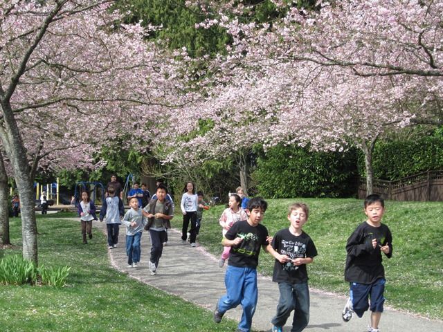 Running Club - Thumbnails - École Nestor Elementary School